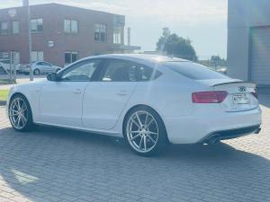 Белый Ауди A5 Sportback 2011 в Паневежис, объемом двигателя 2.97 л и пробегом 337 тыс. км за 10900 €, фото 6 на AUTOMOTO.COM.LV