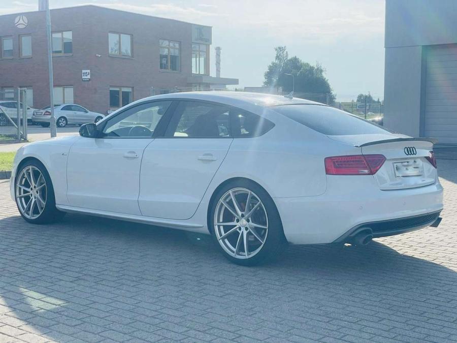 Белый Ауди A5 Sportback 2011 в Паневежис, объемом двигателя 2.97 л и пробегом 337 тыс. км за 10900 €, фото 6 на AUTOMOTO.COM.LV