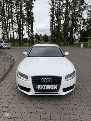 White Audi A5 Sportback 2011 in Kaunas, with an engine capacity of 1.97 L and mileage of 285 thousand km for 4350 €, photo 4 on AUTOMOTO.COM.LV