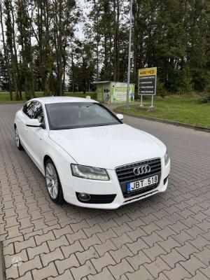 White Audi A5 Sportback 2011 in Kaunas, with an engine capacity of 1.97 L and mileage of 285 thousand km for 4350 €, photo 5 on AUTOMOTO.COM.LV