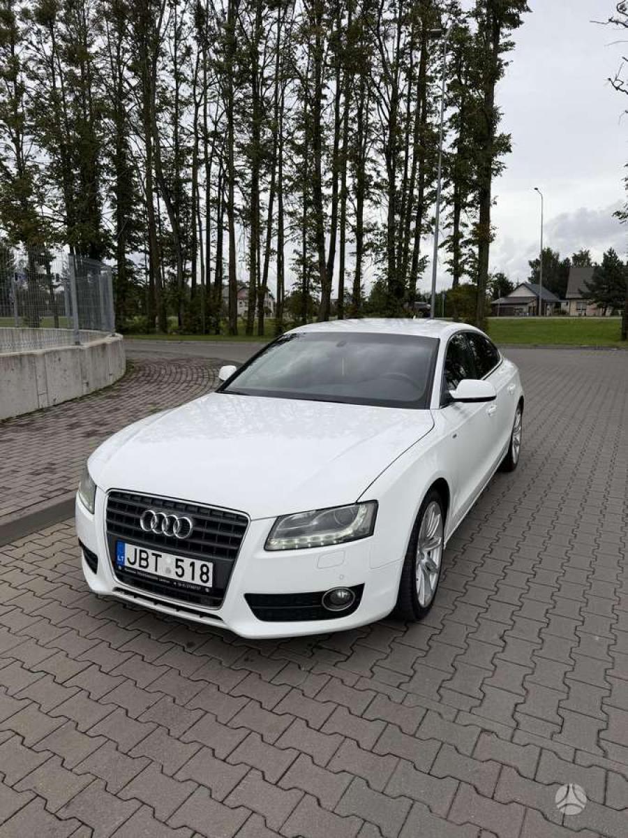 White Audi A5 Sportback 2011 in Kaunas, with an engine capacity of 1.97 L and mileage of 285 thousand km for 4350 €, photo 6 on AUTOMOTO.COM.LV