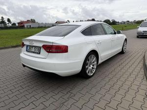White Audi A5 Sportback 2011 in Kaunas, with an engine capacity of 1.97 L and mileage of 285 thousand km for 4350 €, photo 9 on AUTOMOTO.COM.LV
