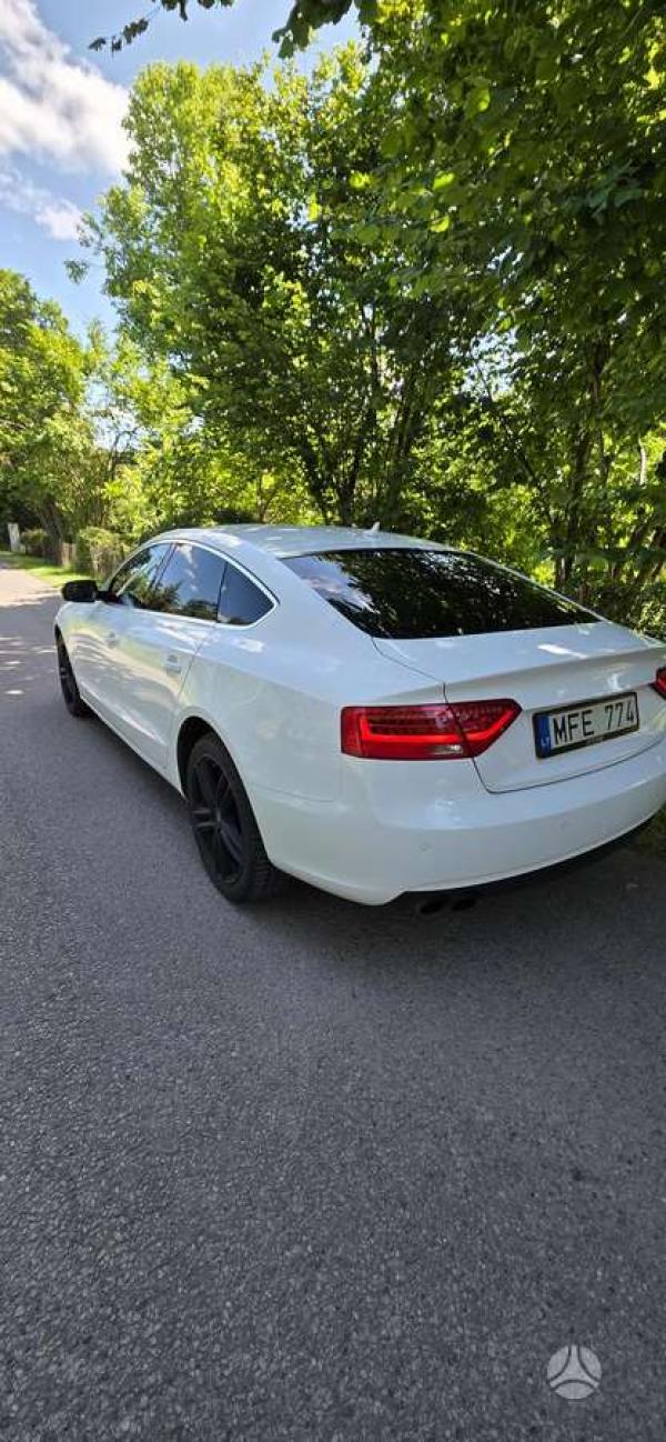 Белый Ауди A5 Sportback 2012 в Каунас, объемом двигателя 1.97 л и пробегом 320 тыс. км за 7499 €, фото 1 на AUTOMOTO.COM.LV