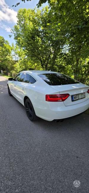White Audi A5 Sportback 2012 in Kaunas, with an engine capacity of 1.97 L and mileage of 320 thousand km for 7499 €, photo  on AUTOMOTO.COM.LV
