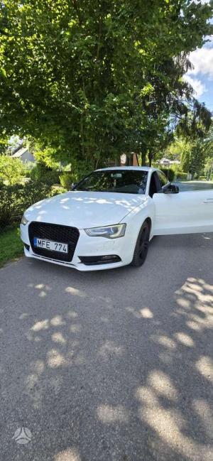 White Audi A5 Sportback 2012 in Kaunas, with an engine capacity of 1.97 L and mileage of 320 thousand km for 7499 €, photo 5 on AUTOMOTO.COM.LV
