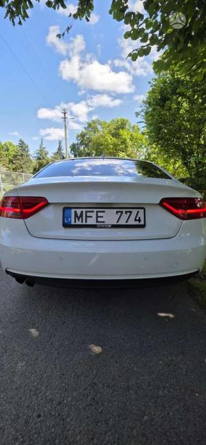 White Audi A5 Sportback 2012 in Kaunas, with an engine capacity of 1.97 L and mileage of 320 thousand km for 7499 €, photo 6 on AUTOMOTO.COM.LV