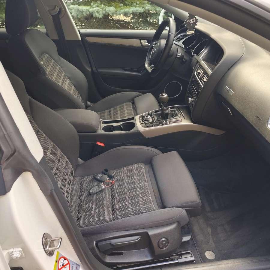 White Audi A5 Sportback 2013 in Utena, with an engine capacity of 1.97 L and mileage of 189 thousand km for 9650 €, photo 13 on AUTOMOTO.COM.LV