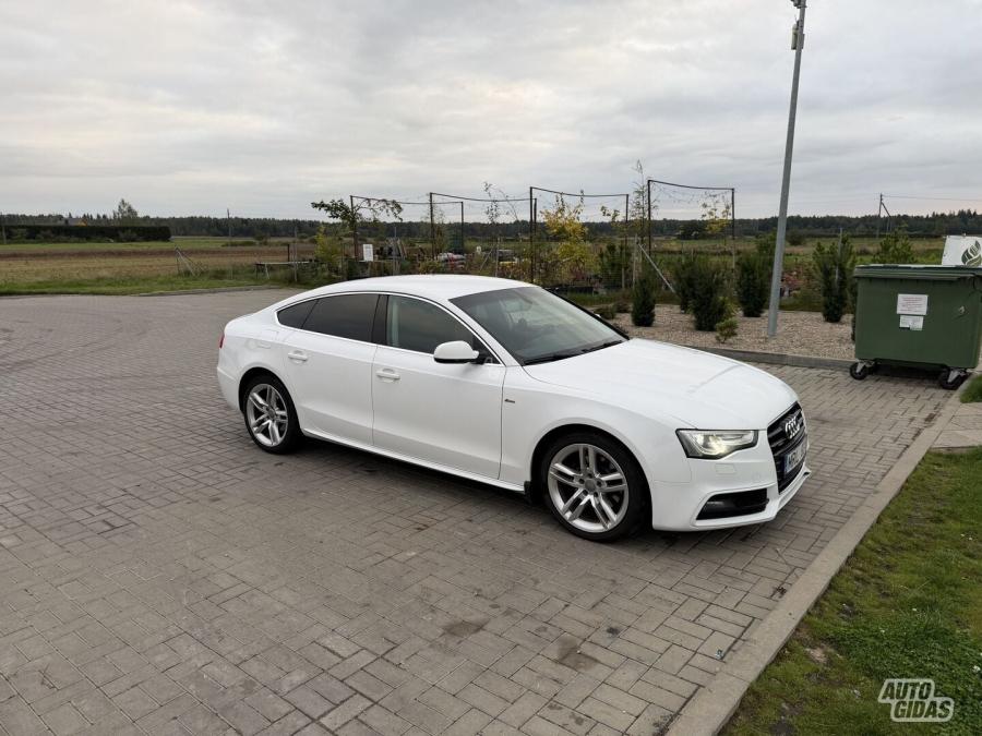 Белый Ауди A5 Sportback 2015 в Ширвинтос, объемом двигателя 2.00 л и пробегом 393 тыс. км за 10800 €, фото 3 на AUTOMOTO.COM.LV