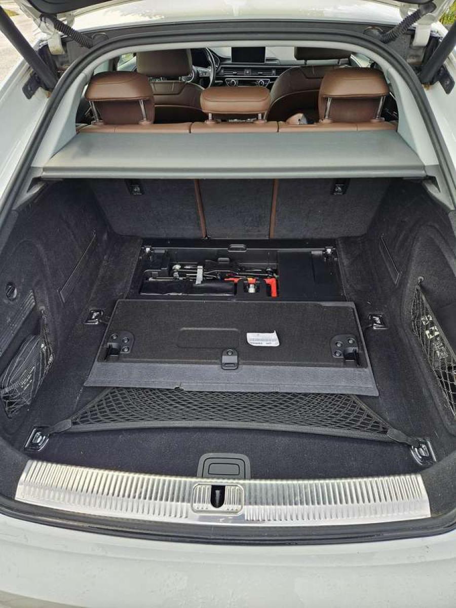 White Audi A5 Sportback 2017 in Taurage, with an engine capacity of 1.98 L and mileage of 186 thousand km for 16850 €, photo 17 on AUTOMOTO.COM.LV