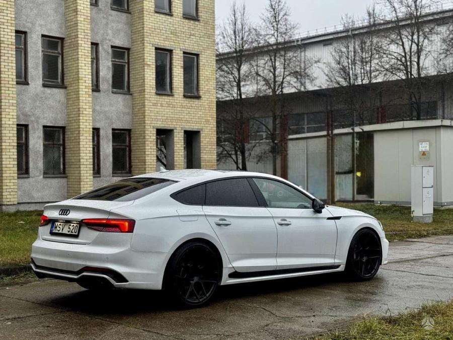 White Audi A5 Sportback 2018 in Kaunas, with an engine capacity of 0.00 L and mileage of 90 thousand km for 22700 €, photo 8 on AUTOMOTO.COM.LV