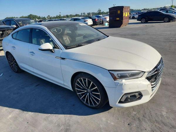 White Audi A5 Sportback 2018 in Vilnius, with an engine capacity of 1.98 L and mileage of 170 thousand km for 8200 €, photo 3 on AUTOMOTO.COM.LV