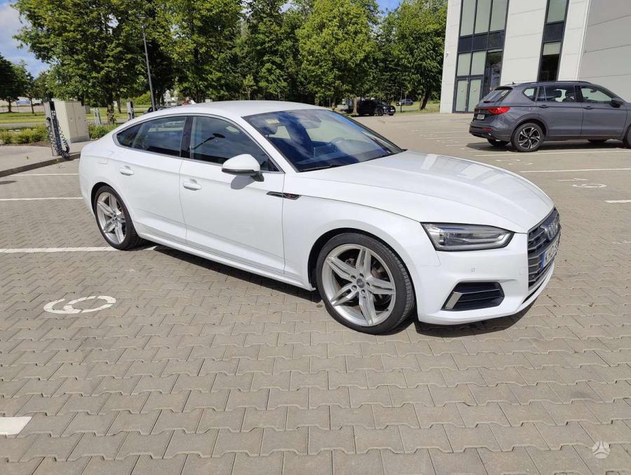 Balts Audi A5 Sportback 2019 Kauņa, ar dzinēja tilpumu 1.97 L un nobraukumu 123 tūkst. km par 19200 €, foto 4 vietnē AUTOMOTO.COM.LV