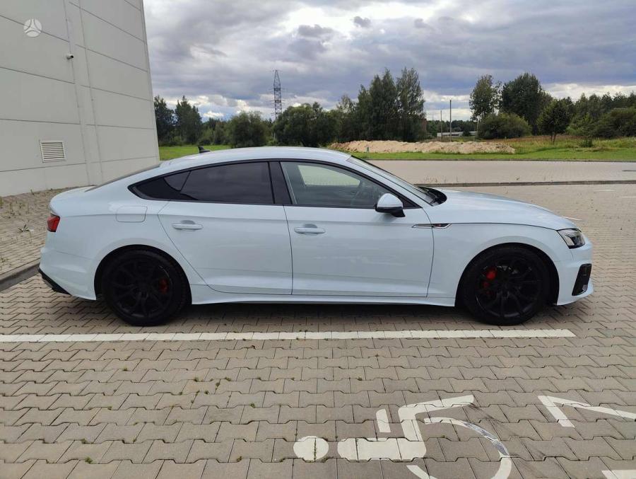 Белый Ауди A5 Sportback 2023 в Каунас, объемом двигателя 2.00 л и пробегом 60 тыс. км за 29900 €, фото 4 на AUTOMOTO.COM.LV