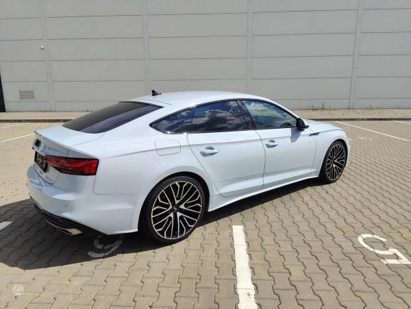 Белый Ауди A5 Sportback 2023 в Каунас, объемом двигателя 2.00 л и пробегом 60 тыс. км за 30900 €, фото 4 на AUTOMOTO.COM.LV