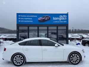 White Audi A5 Sportback 2011 in Vilnius, with an engine capacity of 2.00 L and mileage of 295 thousand km for 6950 €, photo 6 on AUTOMOTO.COM.LV