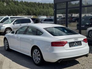 Белый Ауди A5 Sportback 2011 в Вильнюс, объемом двигателя 2.00 л и пробегом 295 тыс. км за 6550 €, фото 4 на AUTOMOTO.COM.LV