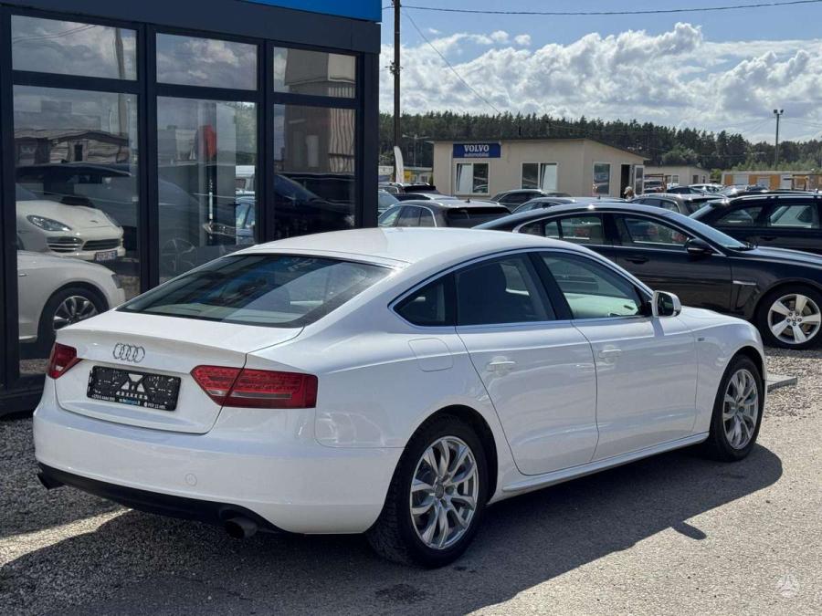 Белый Ауди A5 Sportback 2011 в Вильнюс, объемом двигателя 2.00 л и пробегом 295 тыс. км за 6550 €, фото 5 на AUTOMOTO.COM.LV