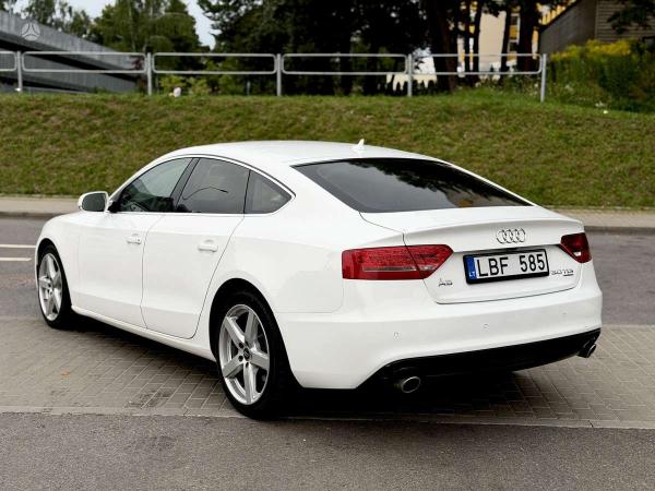 Белый Ауди A5 Sportback 2011 в Вильнюс, объемом двигателя 3.00 л и пробегом 301 тыс. км за 8800 €, фото 5 на AUTOMOTO.COM.LV