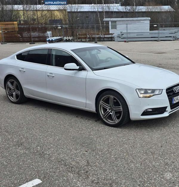 Balts Audi A5 Sportback 2013 Kauņa, ar dzinēja tilpumu 2.00 L un nobraukumu 201 tūkst. km par 8200 €, foto 2 vietnē AUTOMOTO.COM.LV