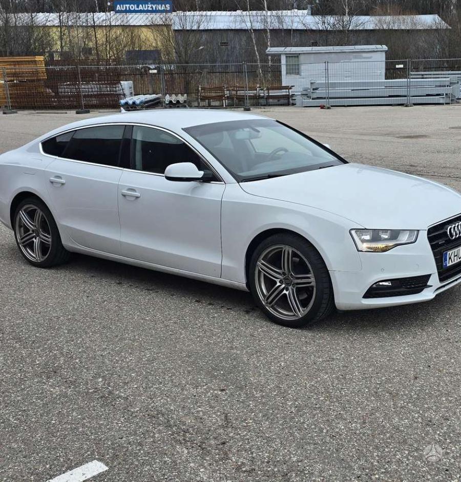 Balts Audi A5 Sportback 2013 Kauņa, ar dzinēja tilpumu 2.00 L un nobraukumu 201 tūkst. km par 8200 €, foto 2 vietnē AUTOMOTO.COM.LV