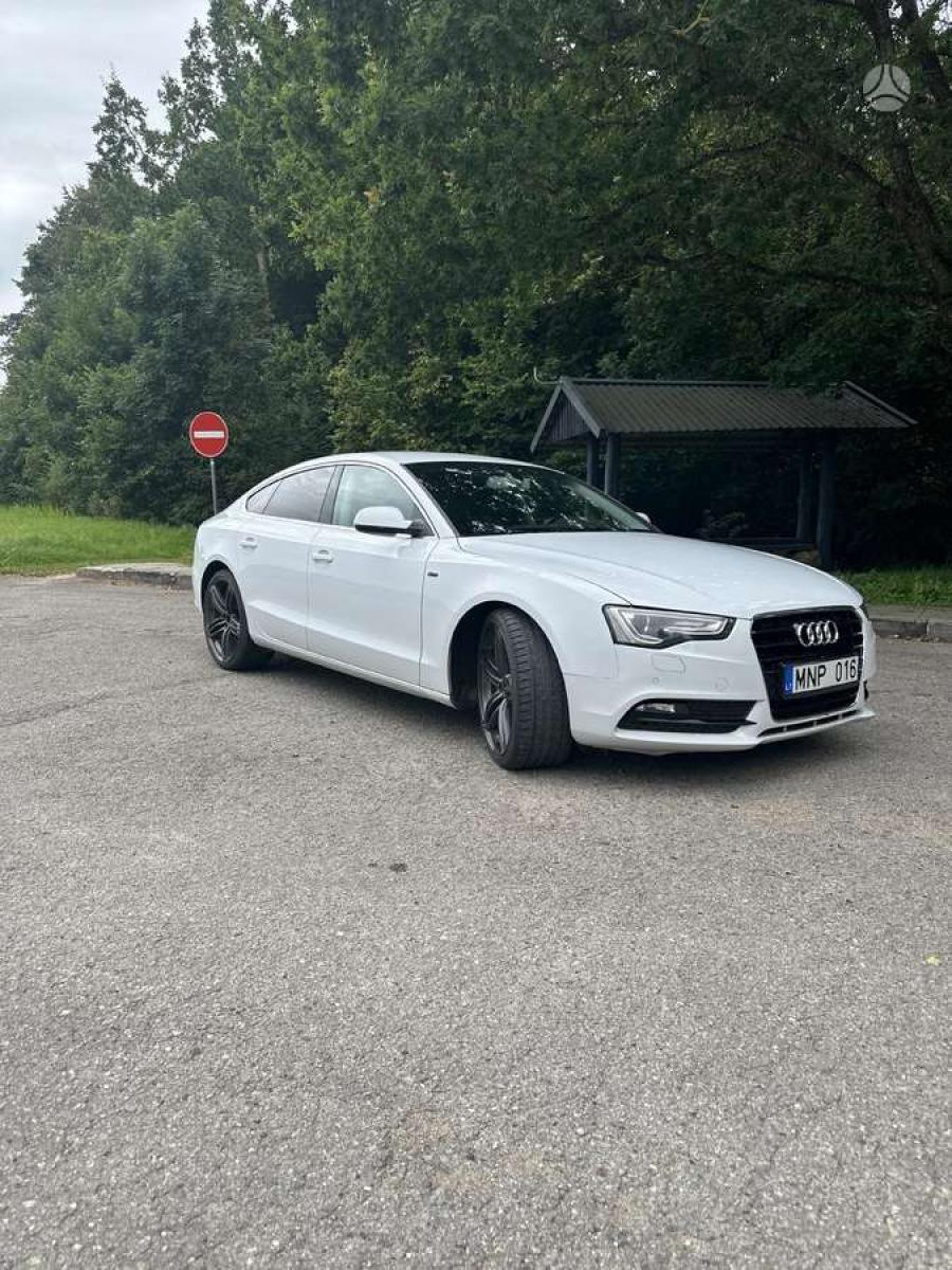 White Audi A5 Sportback 2013 in Skuodas, with an engine capacity of 3.00 L and mileage of 300 thousand km for 10500 €, photo 2 on AUTOMOTO.COM.LV