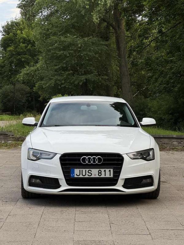 Белый Ауди A5 Sportback 2013 в Вильнюс, объемом двигателя 2.00 л и пробегом 210 тыс. км за 12300 €, фото 2 на AUTOMOTO.COM.LV