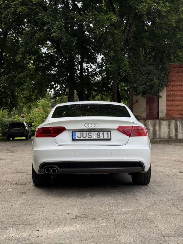 Белый Ауди A5 Sportback 2013 в Вильнюс, объемом двигателя 2.00 л и пробегом 210 тыс. км за 12300 €, фото 3 на AUTOMOTO.COM.LV