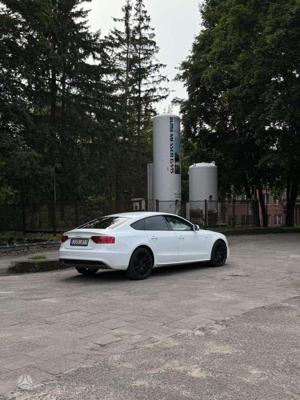 Белый Ауди A5 Sportback 2013 в Вильнюс, объемом двигателя 2.00 л и пробегом 210 тыс. км за 12300 €, фото 4 на AUTOMOTO.COM.LV