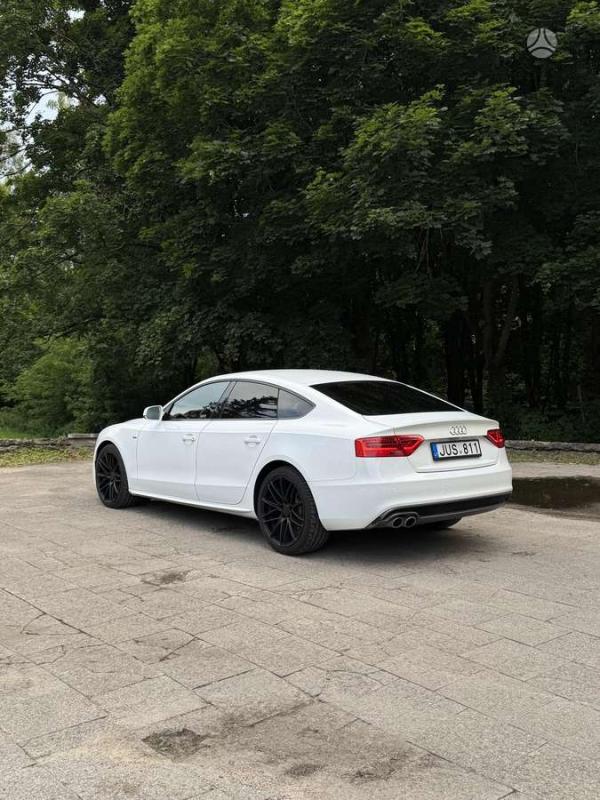 Белый Ауди A5 Sportback 2013 в Вильнюс, объемом двигателя 2.00 л и пробегом 210 тыс. км за 12300 €, фото 5 на AUTOMOTO.COM.LV
