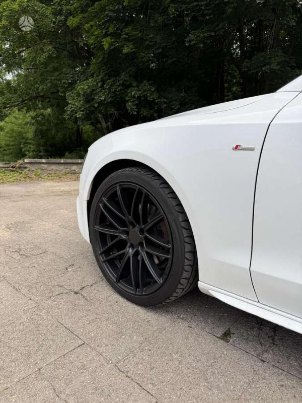 Белый Ауди A5 Sportback 2013 в Вильнюс, объемом двигателя 2.00 л и пробегом 210 тыс. км за 12300 €, фото 7 на AUTOMOTO.COM.LV