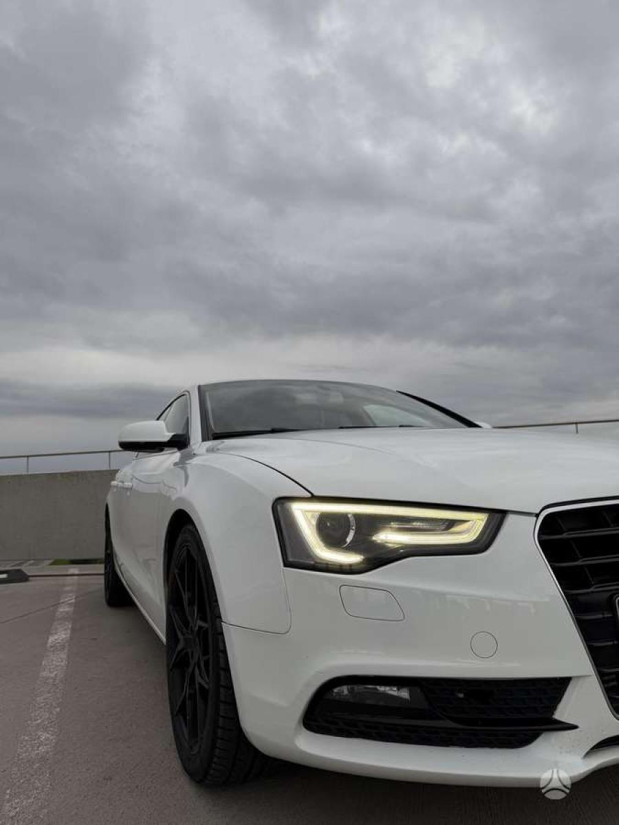 Белый Ауди A5 Sportback 2013 в Вильнюс, объемом двигателя 2.97 л и пробегом 316 тыс. км за 9000 €, фото 5 на AUTOMOTO.COM.LV