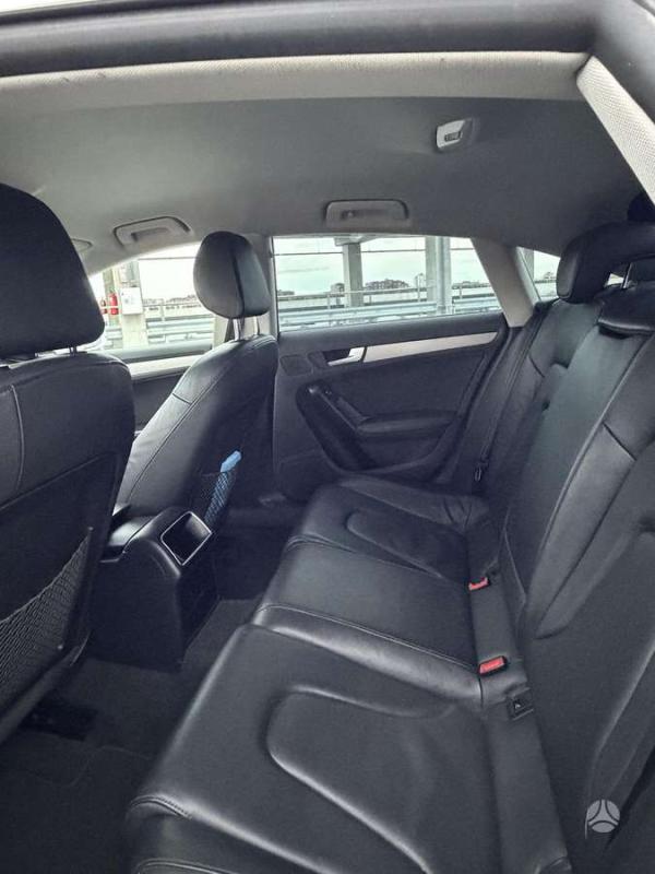 Белый Ауди A5 Sportback 2013 в Вильнюс, объемом двигателя 2.97 л и пробегом 316 тыс. км за 9000 €, фото 10 на AUTOMOTO.COM.LV