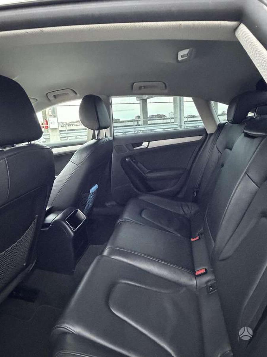 Белый Ауди A5 Sportback 2013 в Вильнюс, объемом двигателя 2.97 л и пробегом 316 тыс. км за 9000 €, фото 10 на AUTOMOTO.COM.LV
