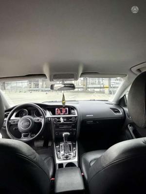 Белый Ауди A5 Sportback 2013 в Вильнюс, объемом двигателя 2.97 л и пробегом 316 тыс. км за 9000 €, фото 11 на AUTOMOTO.COM.LV