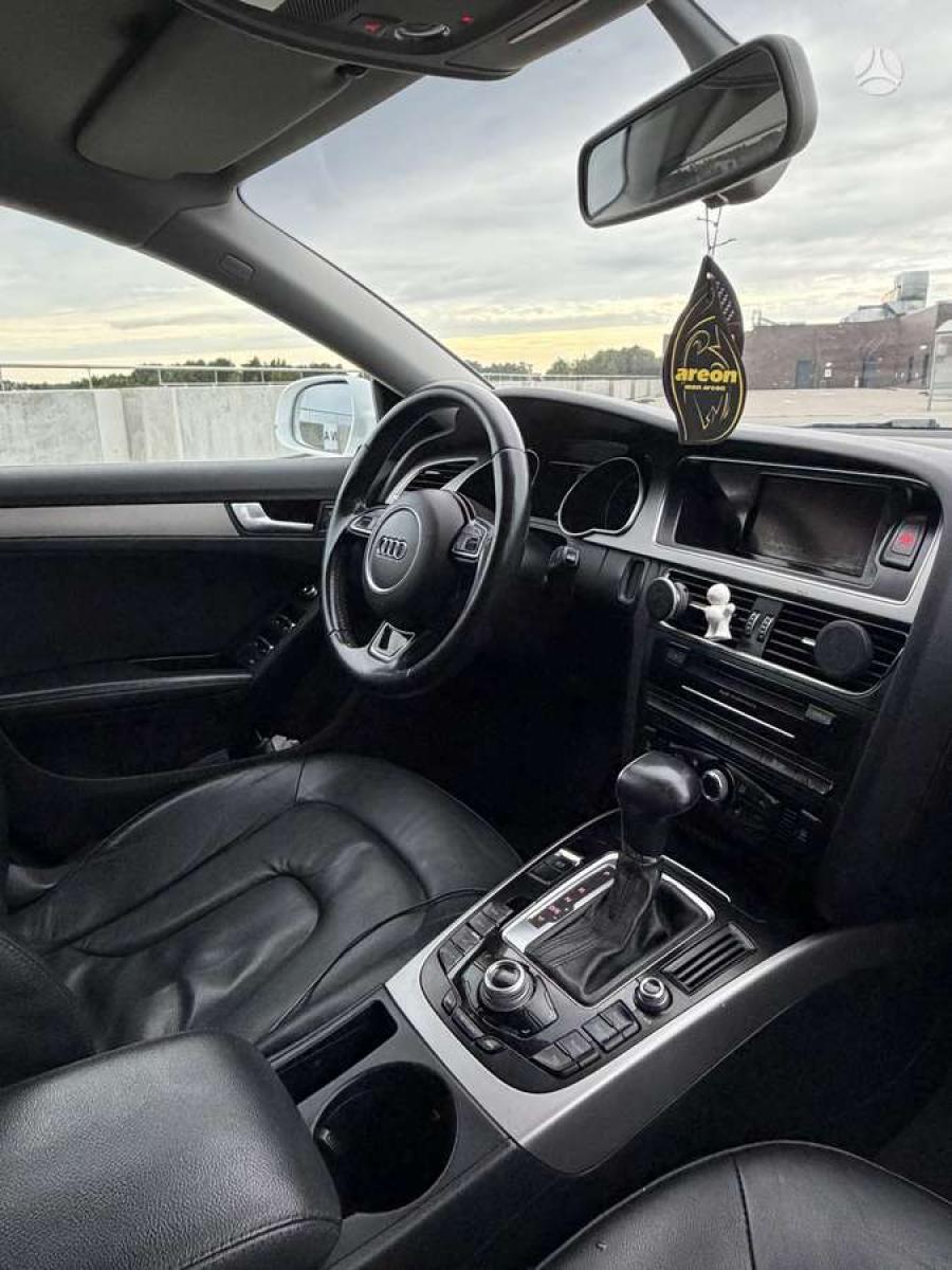 Белый Ауди A5 Sportback 2013 в Вильнюс, объемом двигателя 2.97 л и пробегом 316 тыс. км за 9000 €, фото 13 на AUTOMOTO.COM.LV