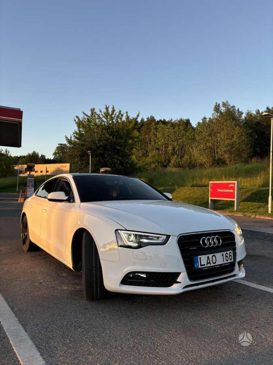 Balts Audi A5 Sportback 2014 Kauņa, ar dzinēja tilpumu 1.97 L un nobraukumu 180 tūkst. km par 14000 €, foto 1 vietnē AUTOMOTO.COM.LV