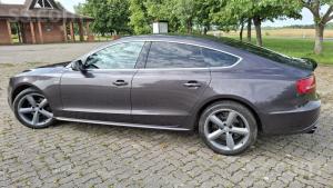 Violets Audi A5 2010 Rīga, ar dzinēja tilpumu 2.00 L un nobraukumu 138 tūkst. km par 9500 €, foto 4 vietnē AUTOMOTO.COM.LV