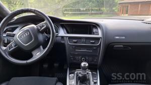 Violets Audi A5 2010 Rīga, ar dzinēja tilpumu 2.00 L un nobraukumu 138 tūkst. km par 9500 €, foto 13 vietnē AUTOMOTO.COM.LV