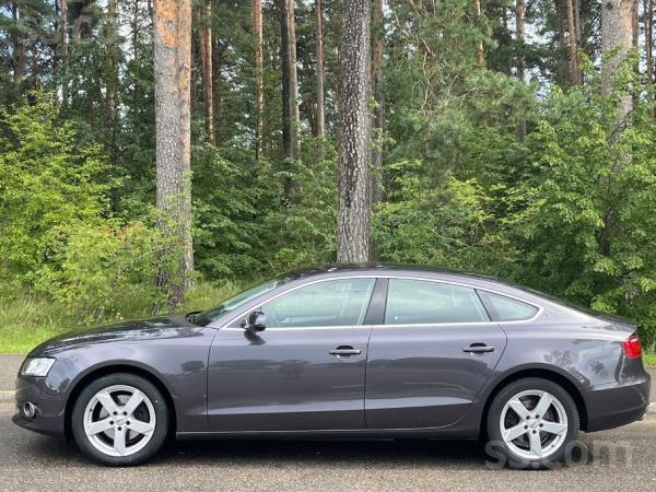 Violet Audi A5 2011 in Valmiera, with an engine capacity of 2.00 L and mileage of 0 thousand km for 8300 €, photo 2 on AUTOMOTO.COM.LV