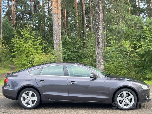 Violet Audi A5 2011 in Valmiera, with an engine capacity of 2.00 L and mileage of 0 thousand km for 8300 €, photo 5 on AUTOMOTO.COM.LV