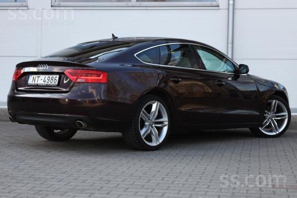 Violet Audi A5 2012 in Riga, with an engine capacity of 3.00 L and mileage of 0 thousand km for 7995 €, photo 5 on AUTOMOTO.COM.LV