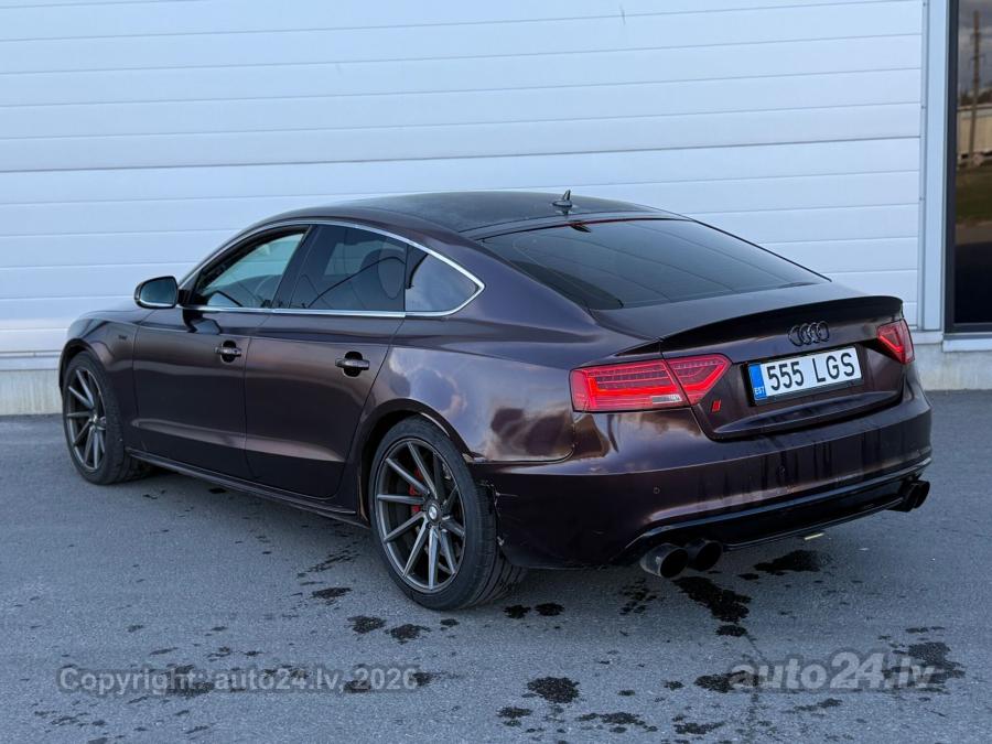 Violets Audi A5 2013 Tartu, ar dzinēja tilpumu 3.00 L un nobraukumu 0 tūkst. km par 6000 €, foto 5 vietnē AUTOMOTO.COM.LV