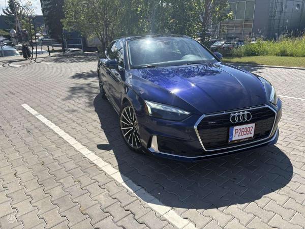 Violet Audi A5 2022 in Kaunas, with an engine capacity of 2.00 L and mileage of 156 thousand km for 26500 €, photo 3 on AUTOMOTO.COM.LV