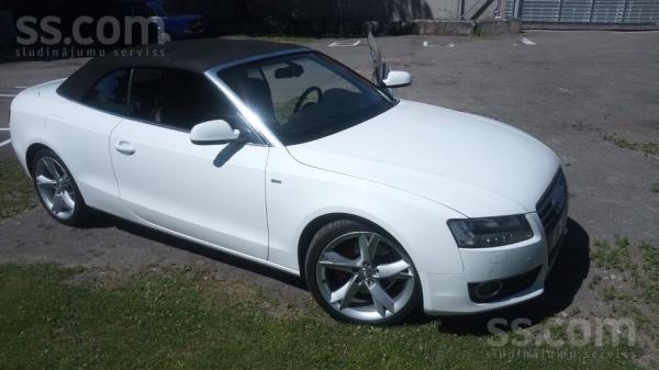 White Audi A5 2009 in Riga, with an engine capacity of 2.00 L and mileage of 133 thousand km for 9975 €, photo 1 on AUTOMOTO.COM.LV