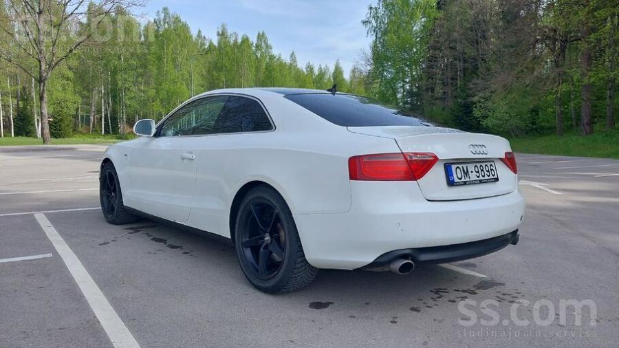 Balts Audi A5 2007 Alūksne, ar dzinēja tilpumu 3.00 L un nobraukumu 0 tūkst. km par 4600 €, foto 10 vietnē AUTOMOTO.COM.LV
