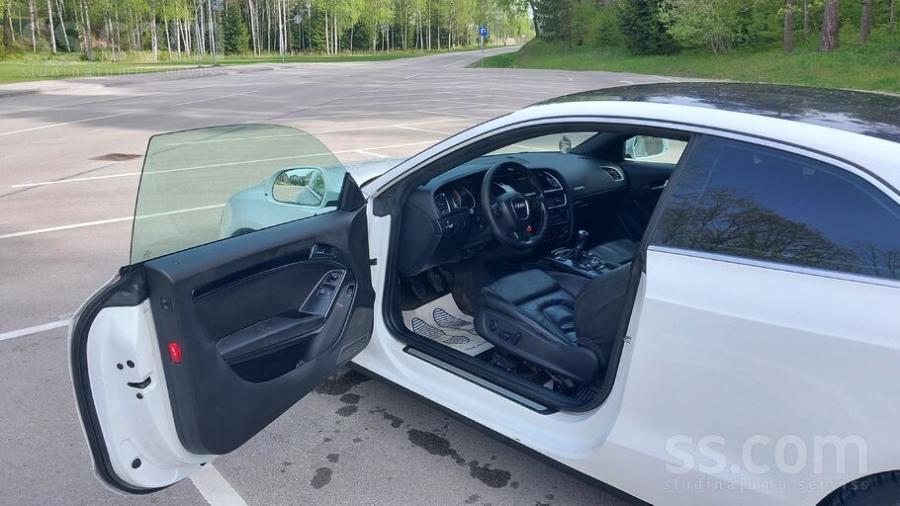 Balts Audi A5 2007 Alūksne, ar dzinēja tilpumu 3.00 L un nobraukumu 0 tūkst. km par 4600 €, foto 17 vietnē AUTOMOTO.COM.LV