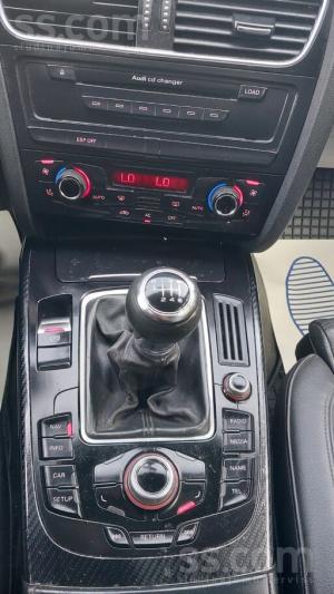 Balts Audi A5 2007 Alūksne, ar dzinēja tilpumu 3.00 L un nobraukumu 0 tūkst. km par 4600 €, foto 23 vietnē AUTOMOTO.COM.LV
