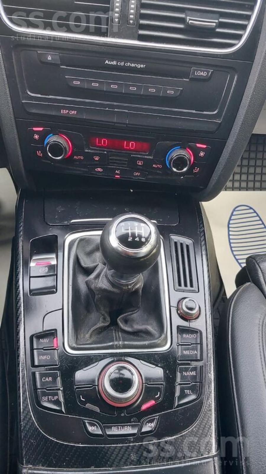Balts Audi A5 2007 Alūksne, ar dzinēja tilpumu 3.00 L un nobraukumu 0 tūkst. km par 4600 €, foto 23 vietnē AUTOMOTO.COM.LV