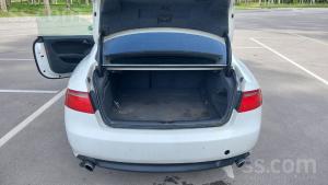 Balts Audi A5 2007 Alūksne, ar dzinēja tilpumu 3.00 L un nobraukumu 0 tūkst. km par 4600 €, foto 28 vietnē AUTOMOTO.COM.LV