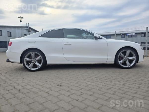 Balts Audi A5 2008 Rīga, ar dzinēja tilpumu 2.70 L un nobraukumu 0 tūkst. km par 5295 €, foto 3 vietnē AUTOMOTO.COM.LV